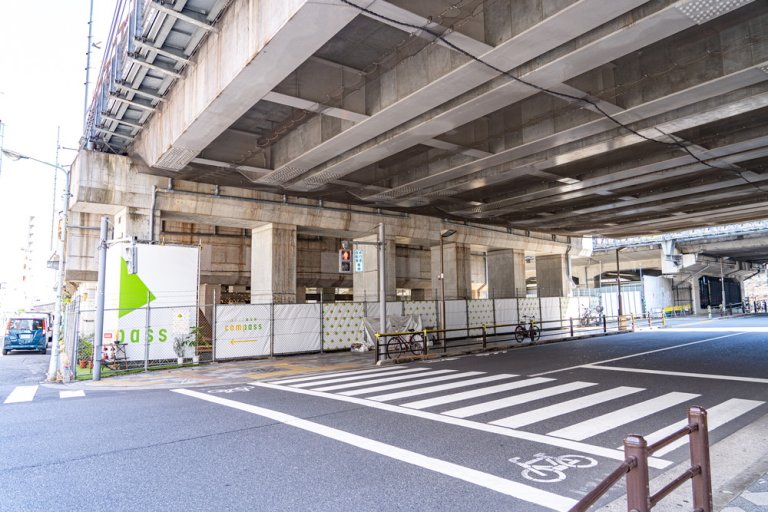 秋葉原にキャンプ場？ 高架下キャンプ練習場を利用してみた｜AKIHABARA BASECAMP（秋葉原ベースキャンプ）